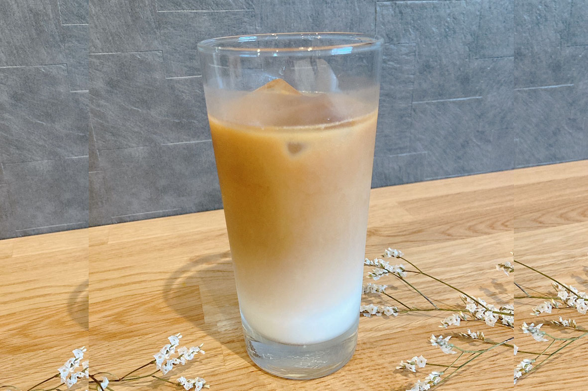 「ドリンクorデザートご注文の方 生クリームトッピングサービス」Cafe&Sweets Buzzで使えるクーポン（有効期限：2025年12月末日まで）｜「mint (ミント)」但馬・丹後エリア ...